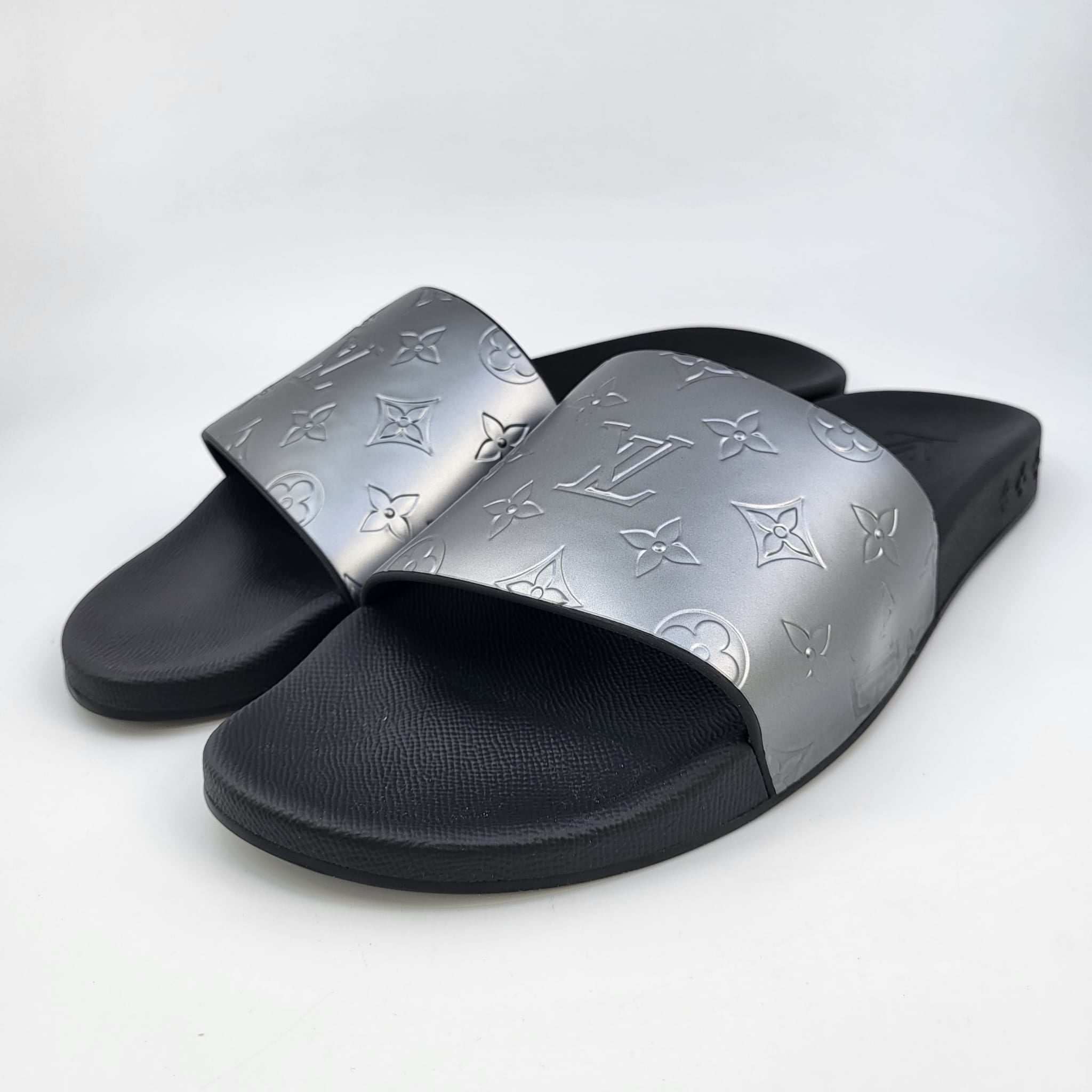 Louis Vuitton Men's Anthracite Monogram Empreinte Waterfront Mule ...